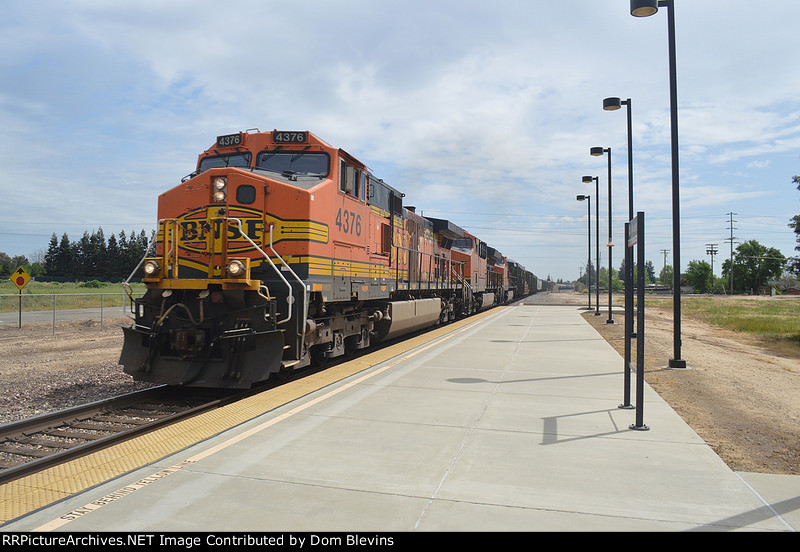 BNSF 4376